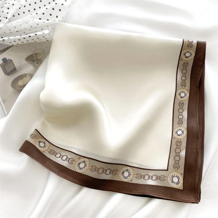 Foulard Chic 100% Soie | La Parisienne - My Blog