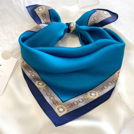 Foulard Chic 100% Soie | La Parisienne - My Blog